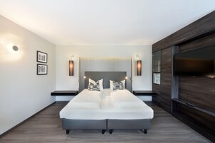 Suite Júnior | Roupa hipoalergénica, cofre no quarto, secretária 