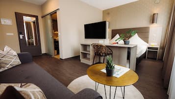 Quarto Duplo Empresarial | Roupa hipoalergénica, cofre no quarto, secretária