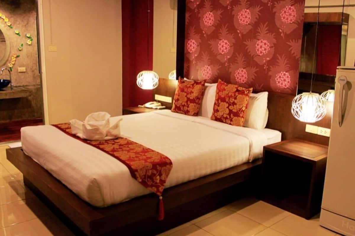 Secretária, Wi-fi grátis, roupa de cama fornecida