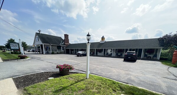 School House Inn - New Hampshire (State)