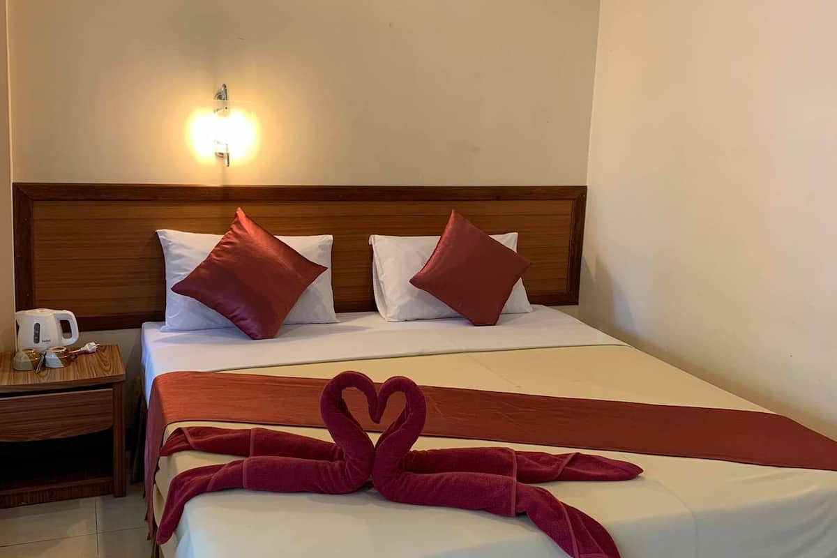 Quarto superior | Cofres nos quartos, escrivaninha, cortinas blackout, Wi-Fi de cortesia