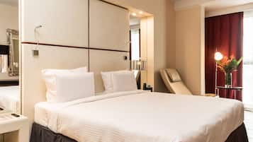 1 quarto, roupas de cama antialérgicas, frigobar, cofres nos quartos