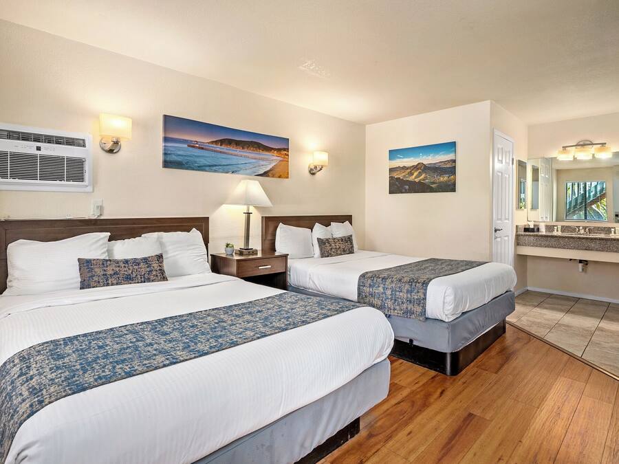 Quarto Standard, 2 camas queen-size | Secretária, ferro/tábua de engomar, Wi-fi grátis