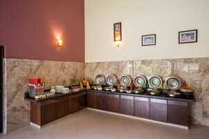 Buffet de pequeno-almoço