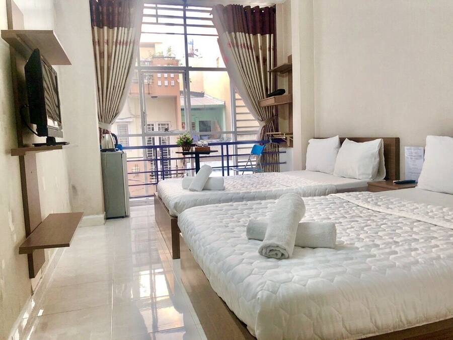 Escrivaninha, Wi-Fi de cortesia, roupa de cama