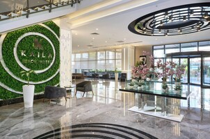 Área de estar no saguão