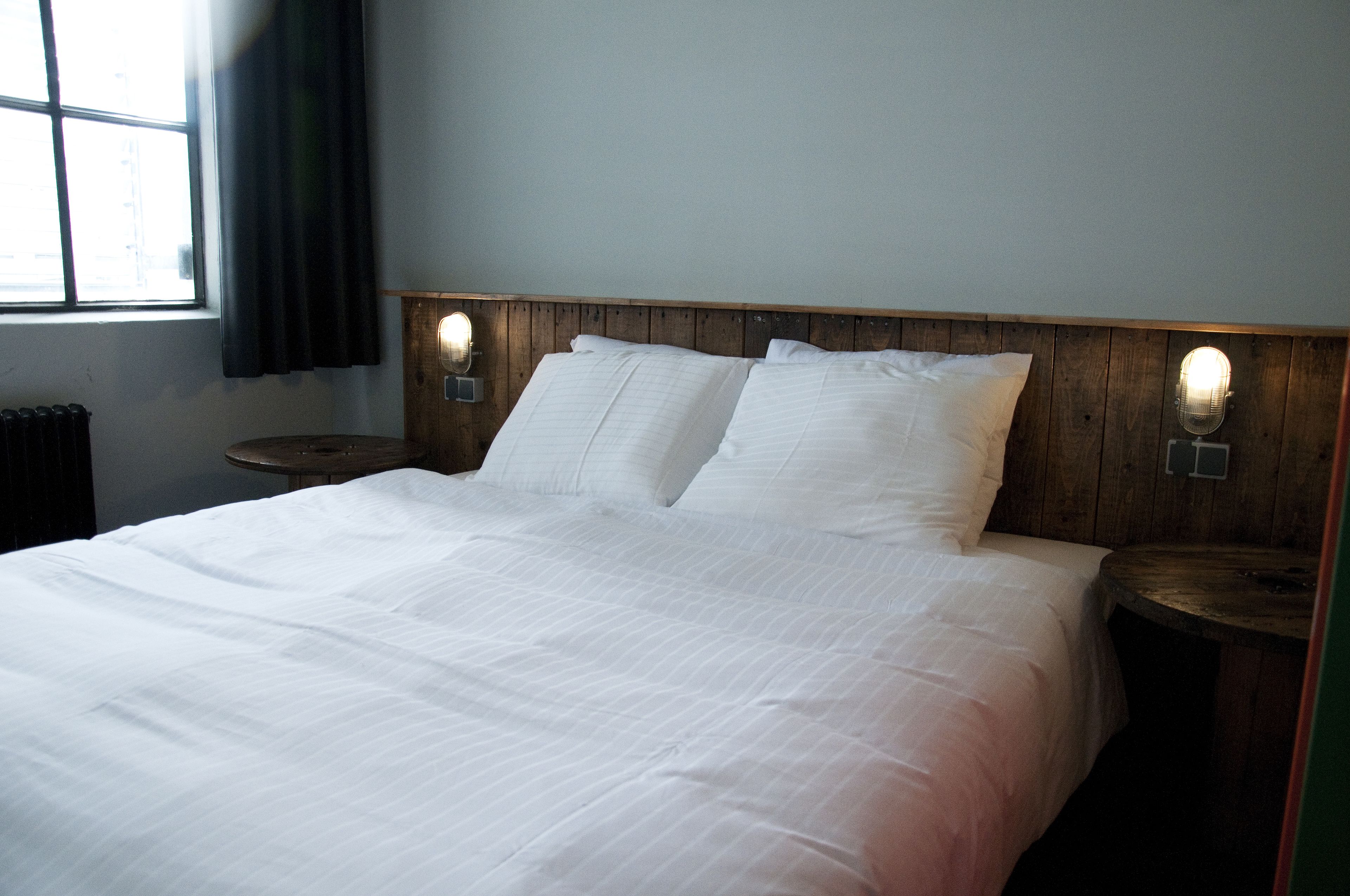 Blue Collar Hotel , Eindhoven: Room, Prices & Reviews | Travelocity