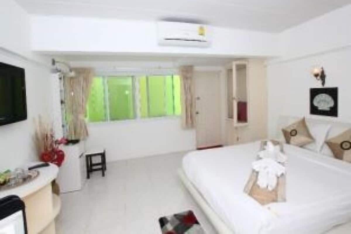 Quarto Duplo Superior | Minibar, cofre no quarto, camas desdobráveis, Wi-fi grátis