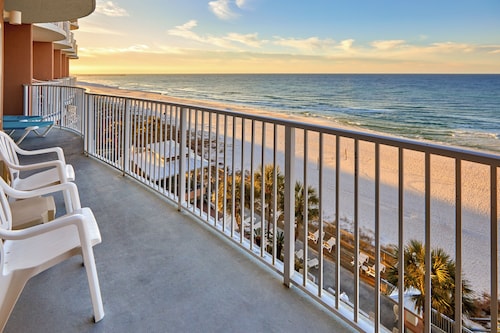 Palmetto Beachfront Hotel, a By the Sea Resort