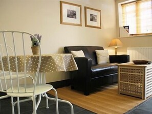 Quarto Duplo, casa de banho anexa (Lower Cottage)