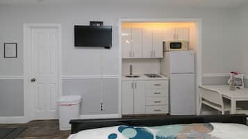 Estúdio, kitchenette | Ferro/tábua de engomar, Wi-fi grátis, roupa de cama fornecida