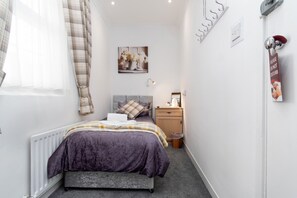Quarto Individual de Luxo, 1 cama individual | Quartos insonorizados, roupa de cama fornecida 