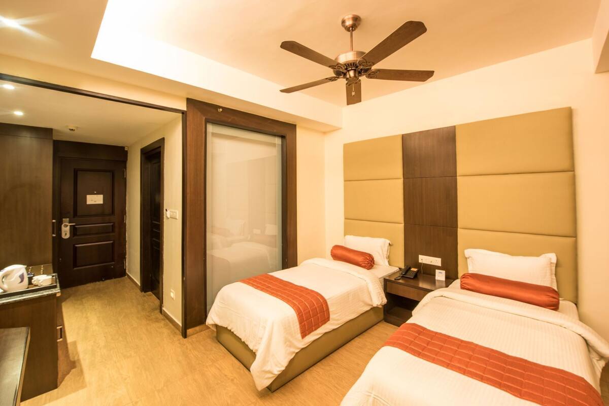 1 quarto, roupas de cama premium, frigobar, cofres nos quartos