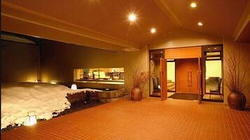 Entrada (vista interior)