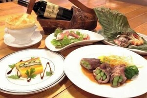 Comida e bebidas
