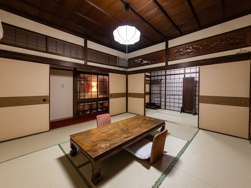 Kappo Ryokan Sumire - 北九州市