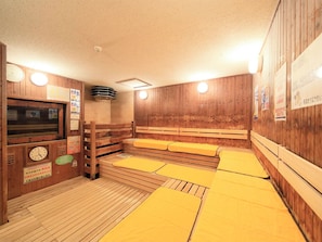 Sauna seca, fontes termais/minerais