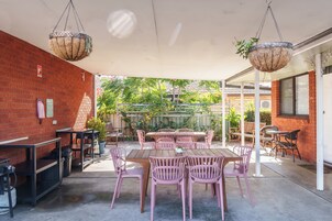 Área para churrascos e piqueniques