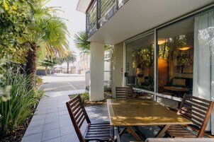 Apartamento família, 2 quartos | Terraço/pátio