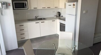 Camas com colchões pillow-top, Wi-Fi de cortesia, roupa de cama