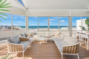 Penthouse Premium, 3 quartos, vista para o oceano | Roupa de alta qualidade, com decoração personalizada 