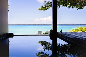 Vista para praia/oceano