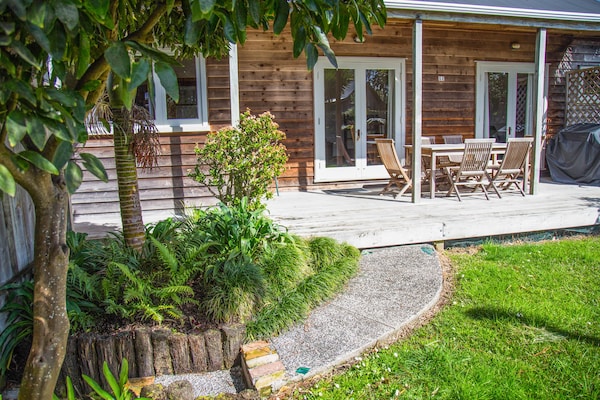 Church Accommodation - Hahei