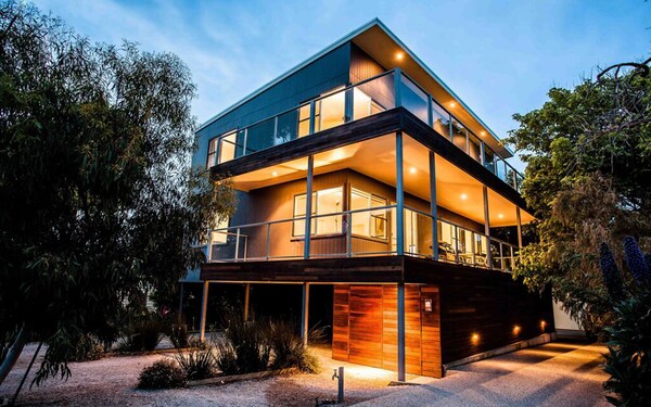 Point Lonsdale Holiday Apartments - Adults Only - Melbourne