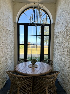 Apartamento, 2 quartos (Policeman's Residence) | Terraço/pátio interior