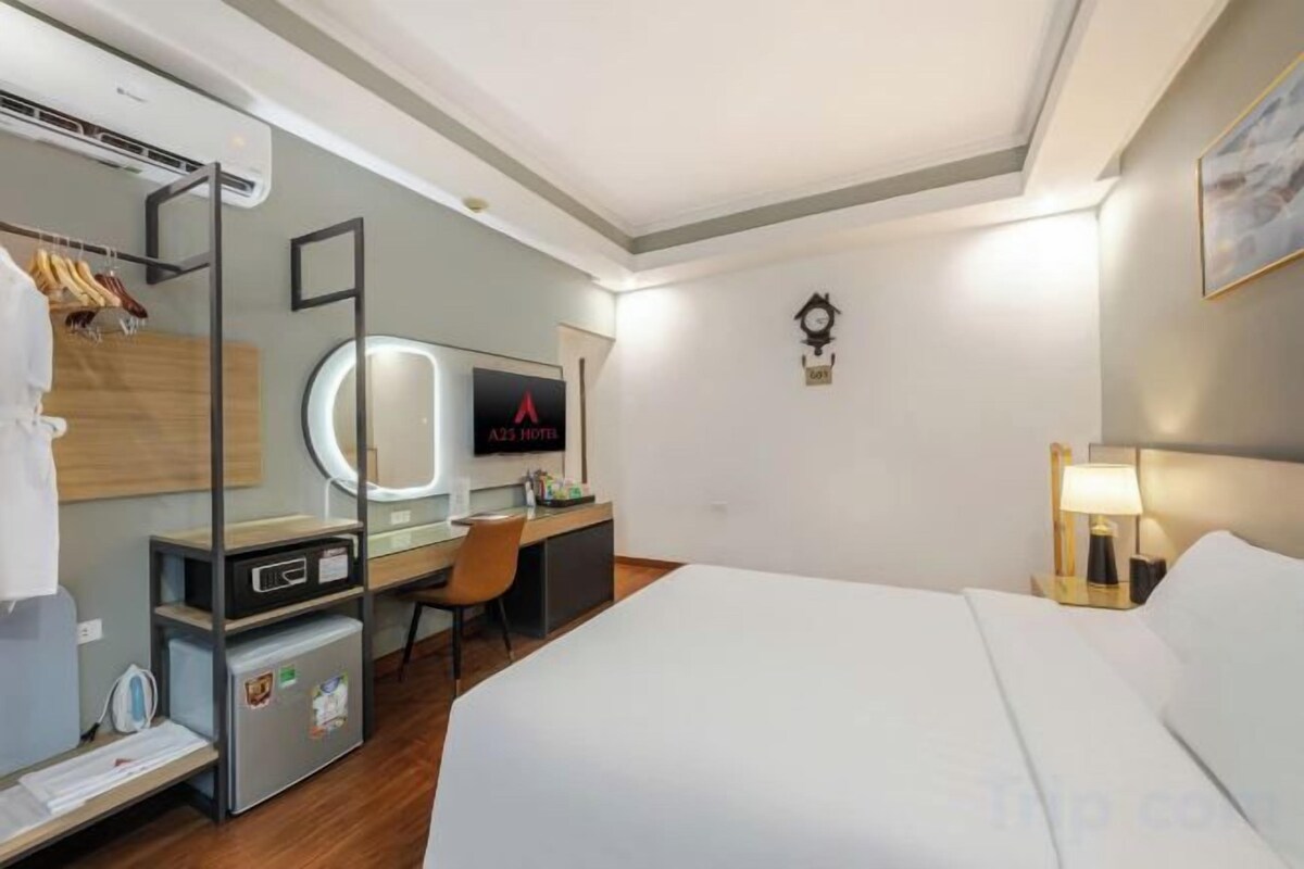 Minibar, cofre no quarto, cortinas/cortinados opacos 