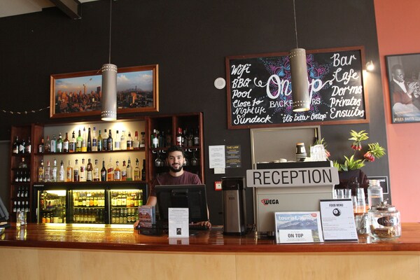 On Top Apartments & Hostel Backpackers - Dunedin