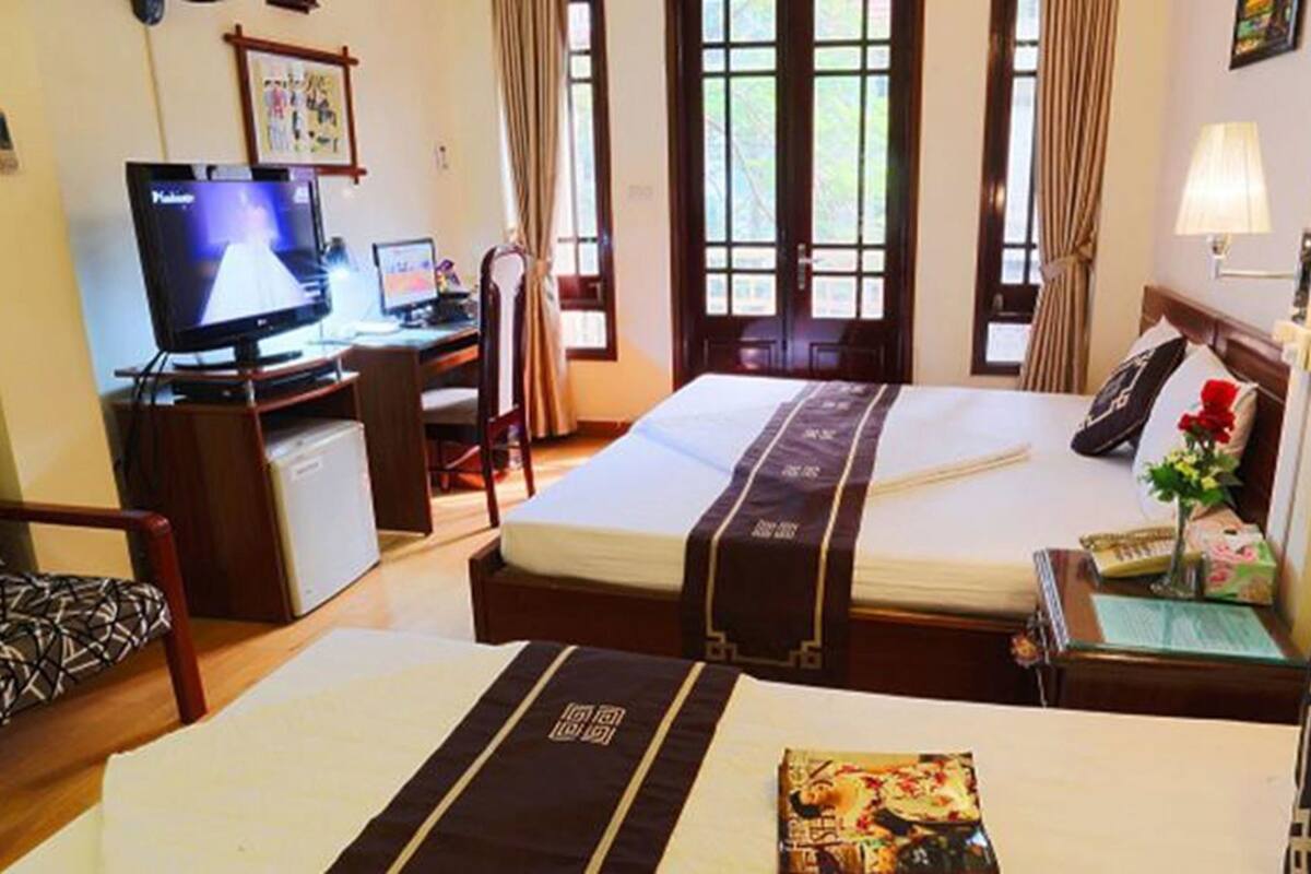 Minibar, cofre no quarto, cortinas/cortinados opacos