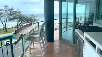 Apartamento de Luxo, 2 quartos | Varanda
