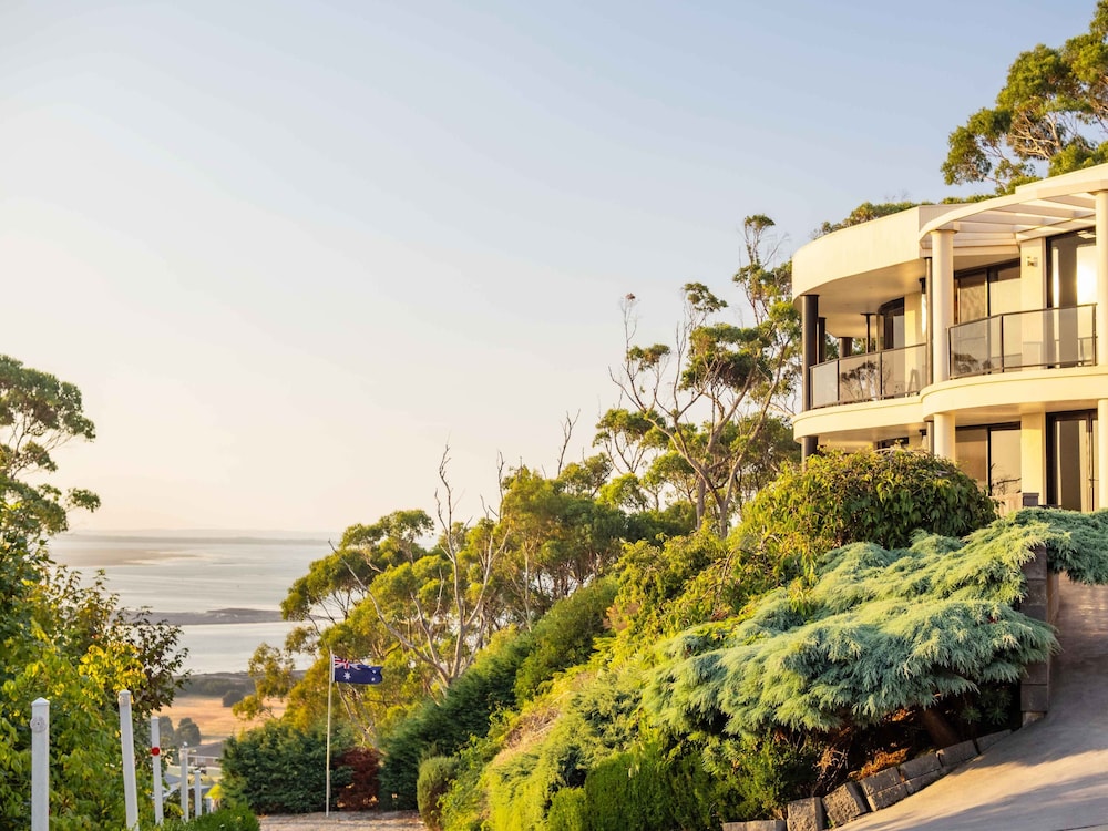 Sheer Pleasure Accommodation - Tasmania