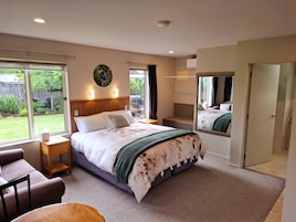 Estúdio Superior, não fumadores, kitchenette (Tui Room) | Roupa de alta qualidade, com decoração personalizada