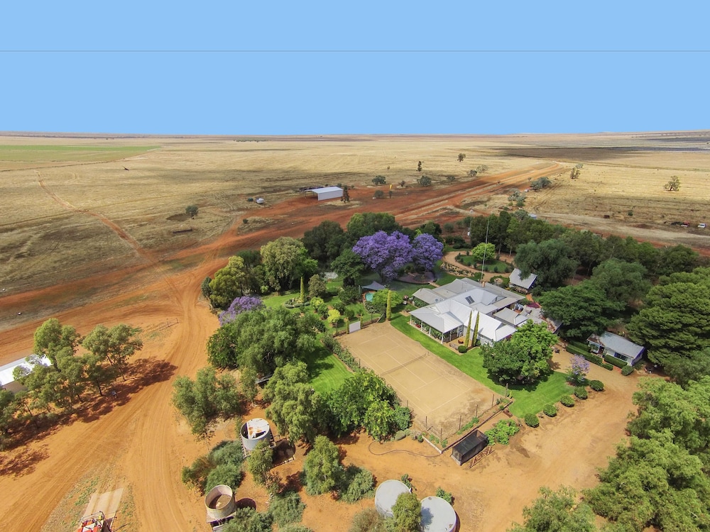 Corynnia Station - Murray River