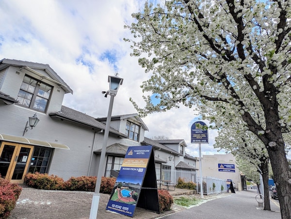 Townhouse Motel - Cowra