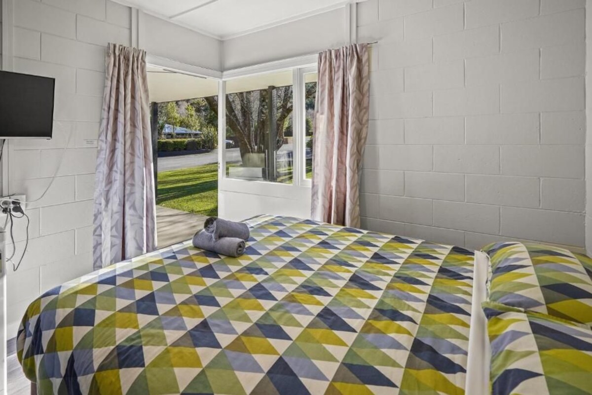 One Bedroom Kitchen Cabin Plus (Shared Bathroom) | Wi-Fi de cortesia, roupa de cama