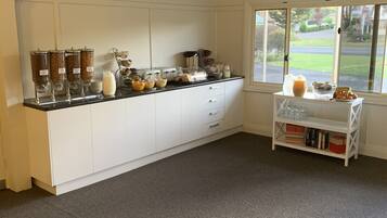 Pequeno-almoço continental diário incluído