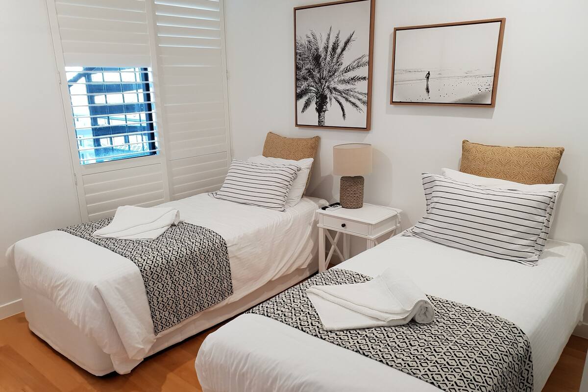 Apartamento Panorâmico | Secretária adequada para computadores portáteis, ferro/tábua de engomar 