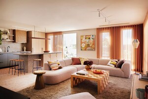 Apartamento Deluxe | Roupa de alta qualidade, camas de colchão pillowtop 