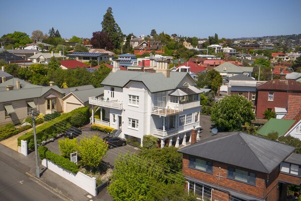 Highbury Apartments - Launceston