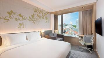 Quarto Deluxe, 1 cama king-size e sofá-cama | Cofre no quarto, secretária