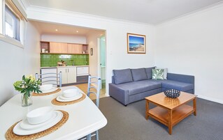 Apartamento Deluxe, 1 quarto, não fumadores, cozinha | Cortinas/cortinados opacos, ferro/tábua de engomar, Wi-fi grátis 