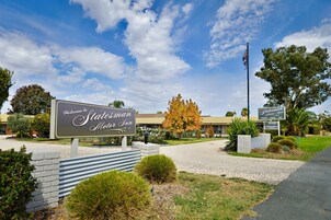 Fachada da propriedade