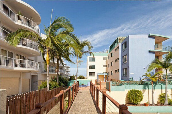 Bayviews & Harbourview Holiday Apartments - Mooloolaba