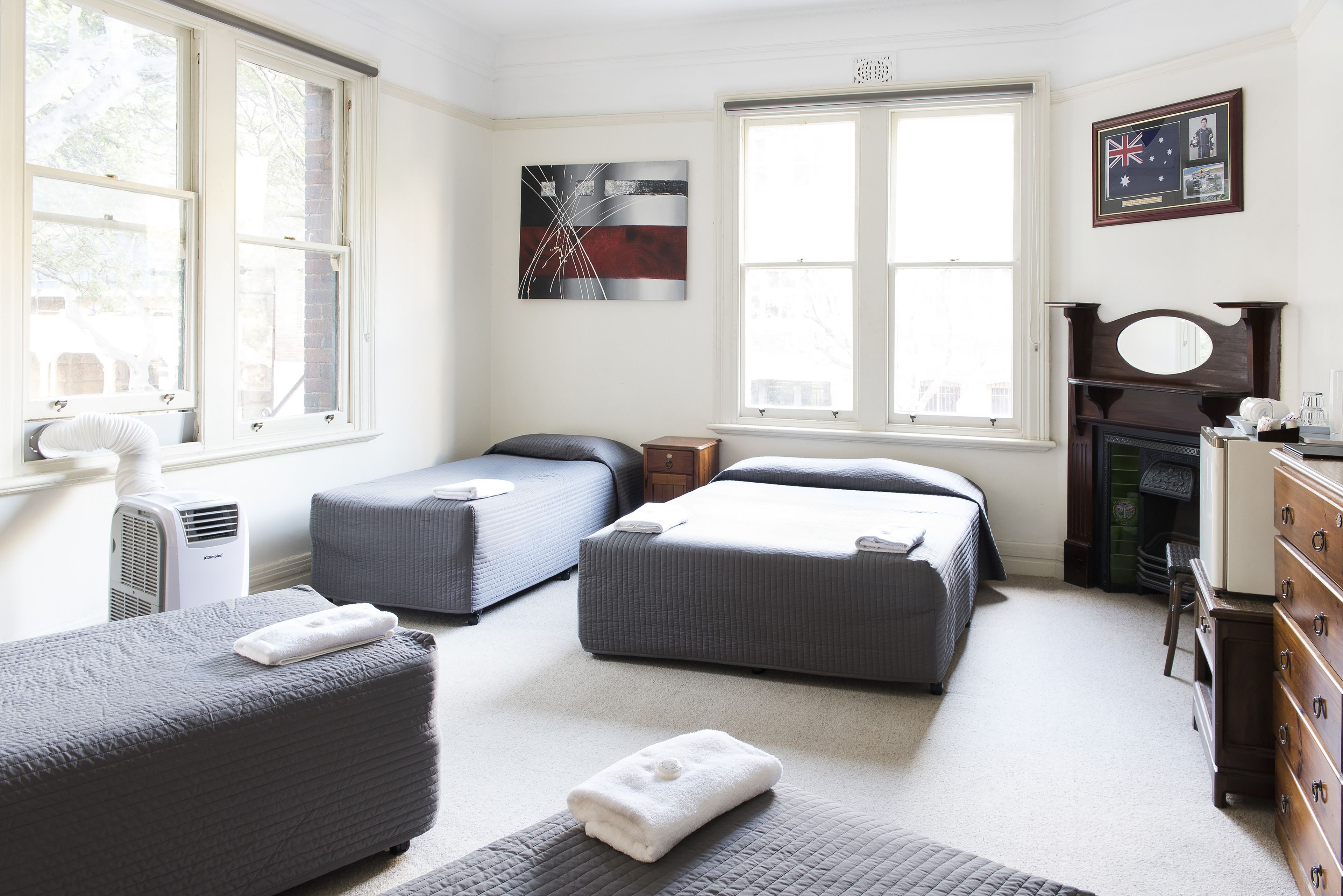 Quarto Standard, não fumadores, casa de banho partilhada | Ferro/tábua de engomar, Wi-fi grátis, roupa de cama fornecida 