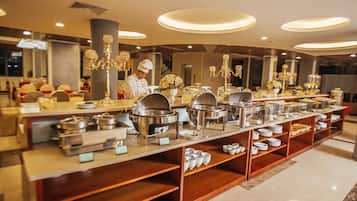 Pequeno-almoço tipo buffet diário incluído