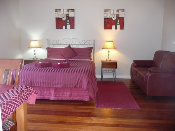 Angela's Beach Stays - Apollo Bay