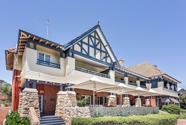 Caves House Hotel Yallingup - Dunsborough